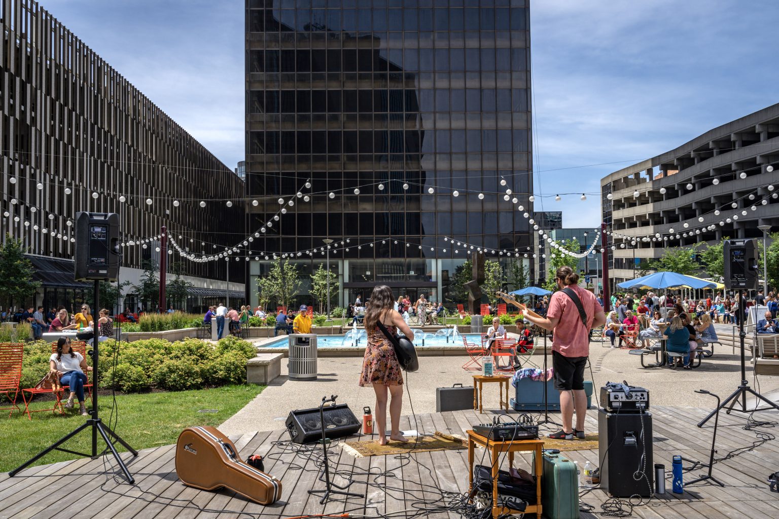 Levis Square – Edge